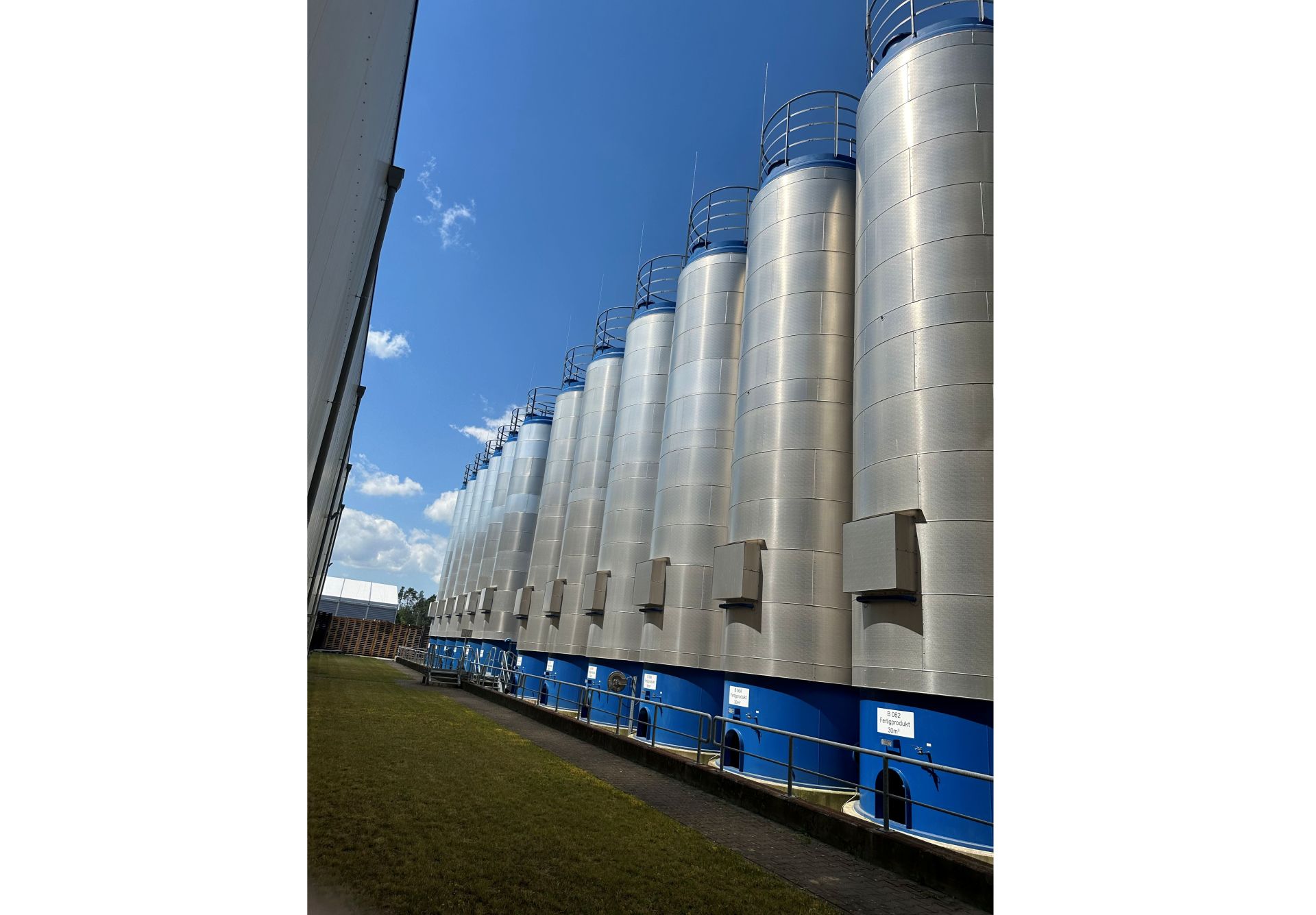 Lösungen für Tanklager / Fluid Solutions GmbH